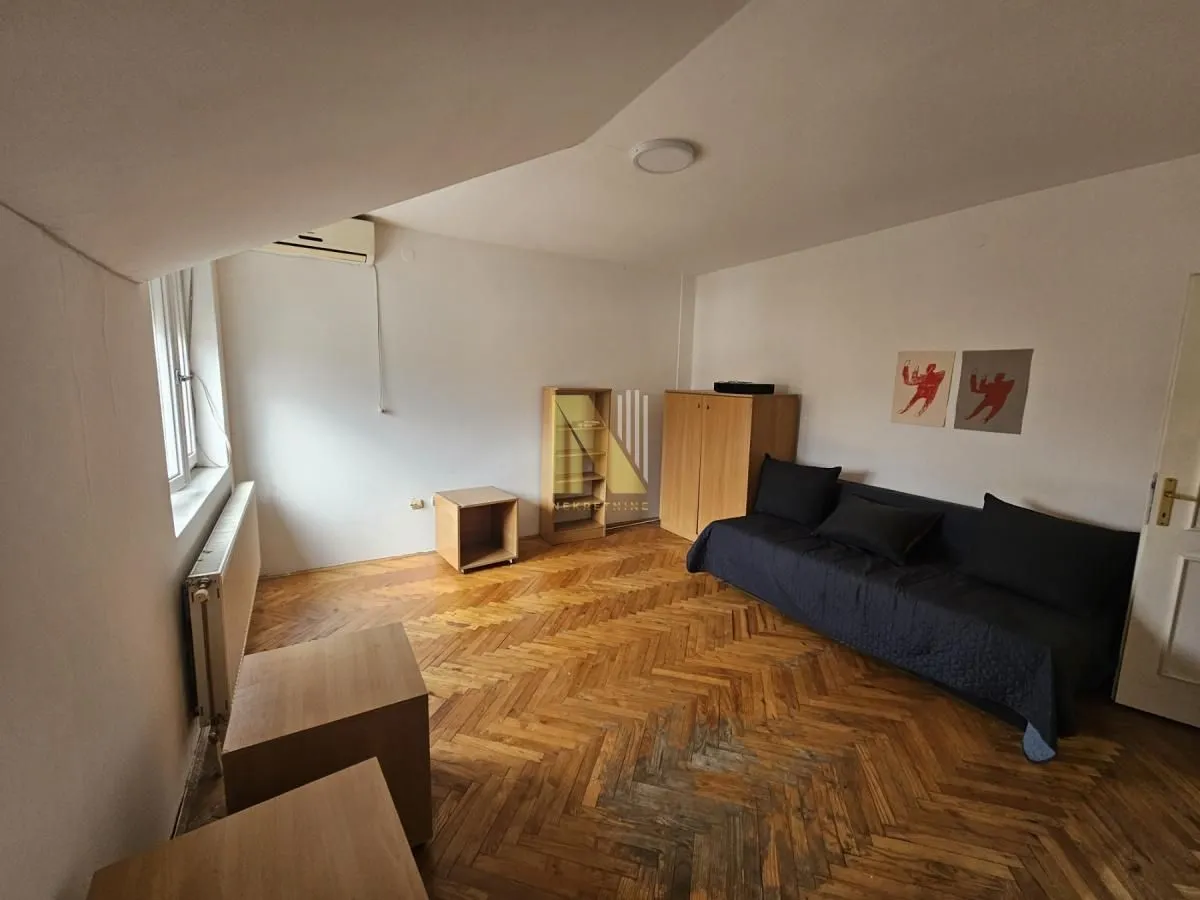 Prodaja, garsonjera, 27m², Kej, Novi Sad Sve Podlokacije