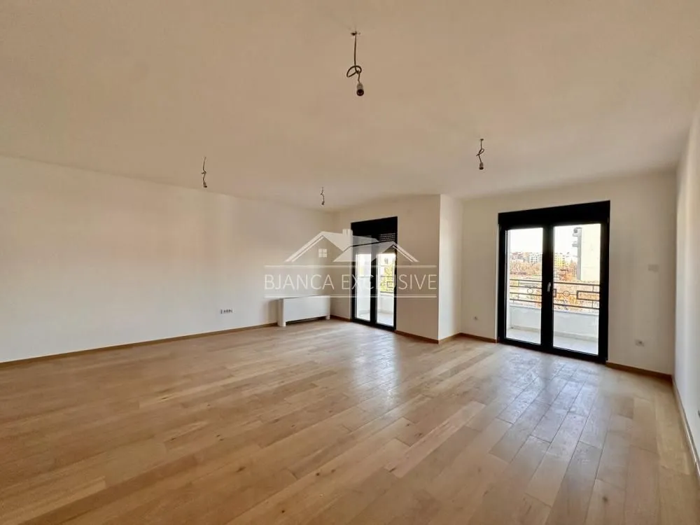 Prodaja, trosoban stan, 124m², Savski Venac, Beograd