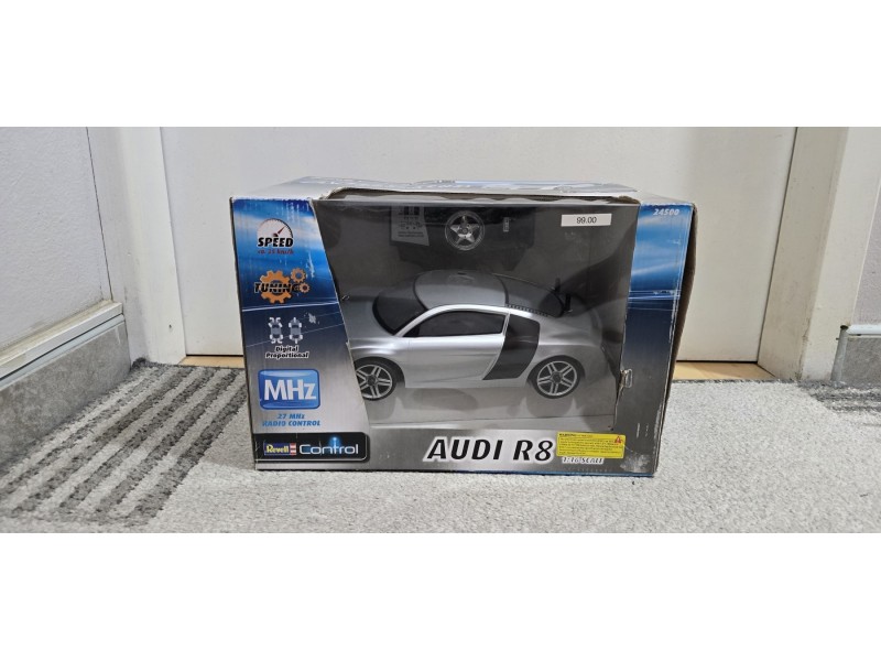 Audi R8 RC model 1:16 Revell - retkooo