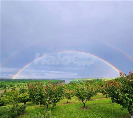 Plac/ Zemljište sa kućom Grocka