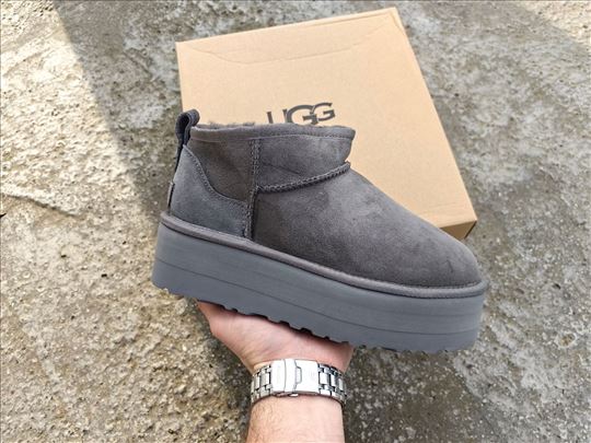 UGG Mini Platform, Grey; Nove Ugg sive čizme