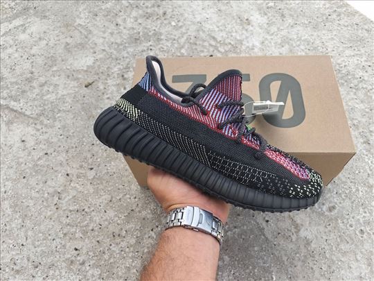 Yeezy 350 Boost V2, Yecheil; Adidas Yeezy patike