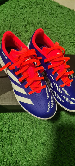 NOVE Adidas PREDATOR LEAGUE TF br.35 i br.34