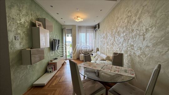 Stan,Novi Sad,Grbavica,kv: 55.00, € 164000, ID: 10
