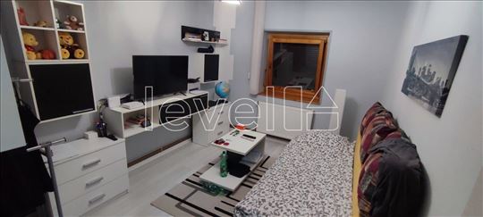 Stan,Petrovaradin,Trandžament,kv: 69.00, € 140000,