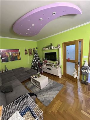 Stan,Novi Sad,Bulevar Evrope,kv: 81.00, € 179000,