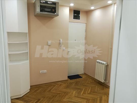 Lux trosoban stan/poslovni prostor 60m2, Cetinjska