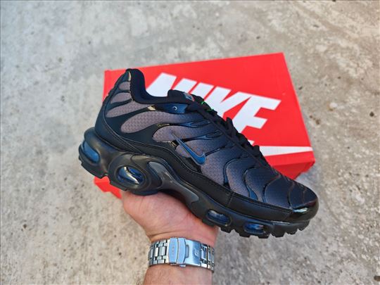 Nike Air Max Plus TN, Black; Nove Nike TN patike