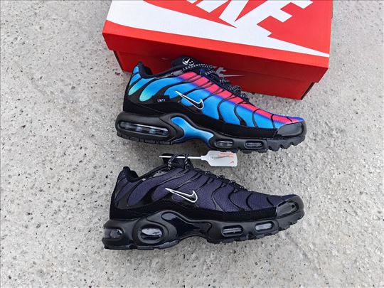 Nike Air Max Plus TN, Berlin; Nove Nike TN patike