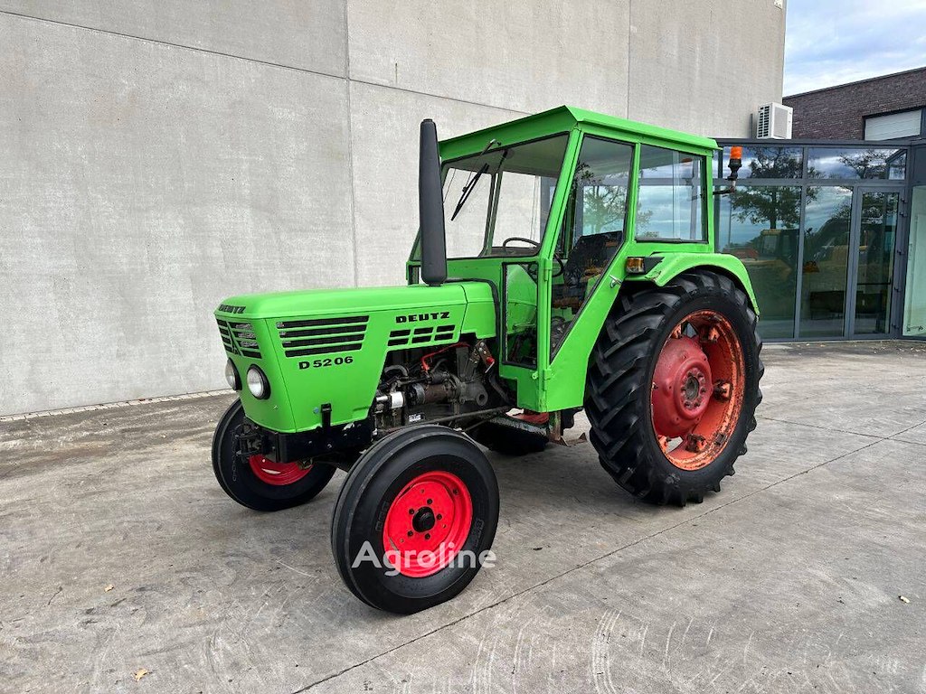 Prodaje se Deutz D5206 traktor točkaš na aukciji