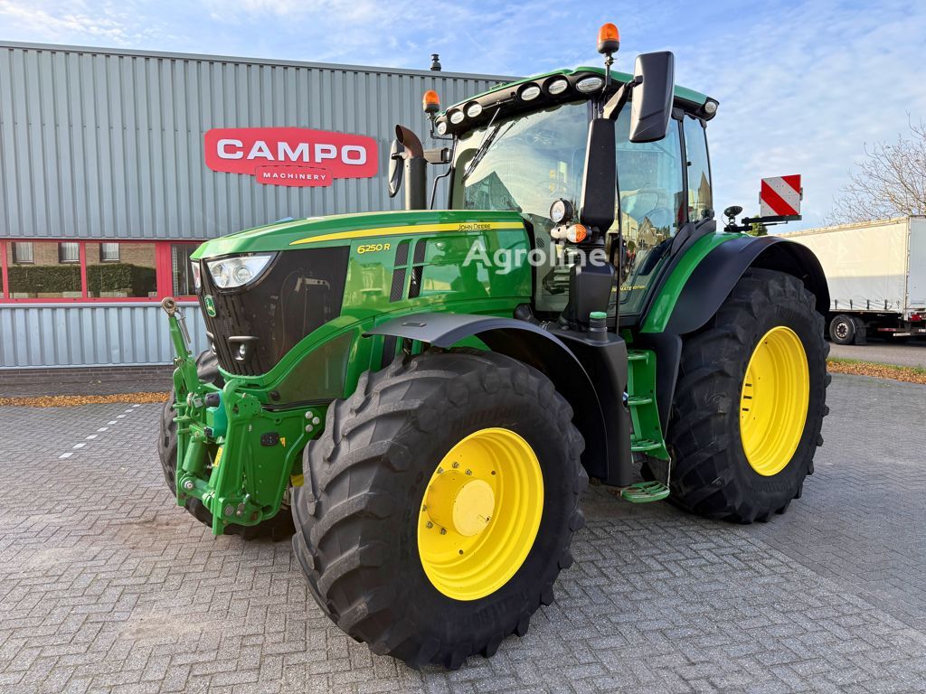 John Deere 6250R Ultimate Edition Autopowr traktor točkaš