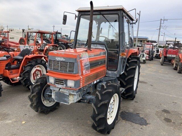 Kubota TRACTOR(Kubota) traktor točkaš