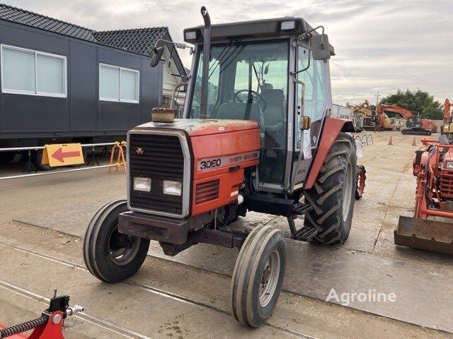 Massey Ferguson TRACTOR(Massey Ferguson) traktor točkaš
