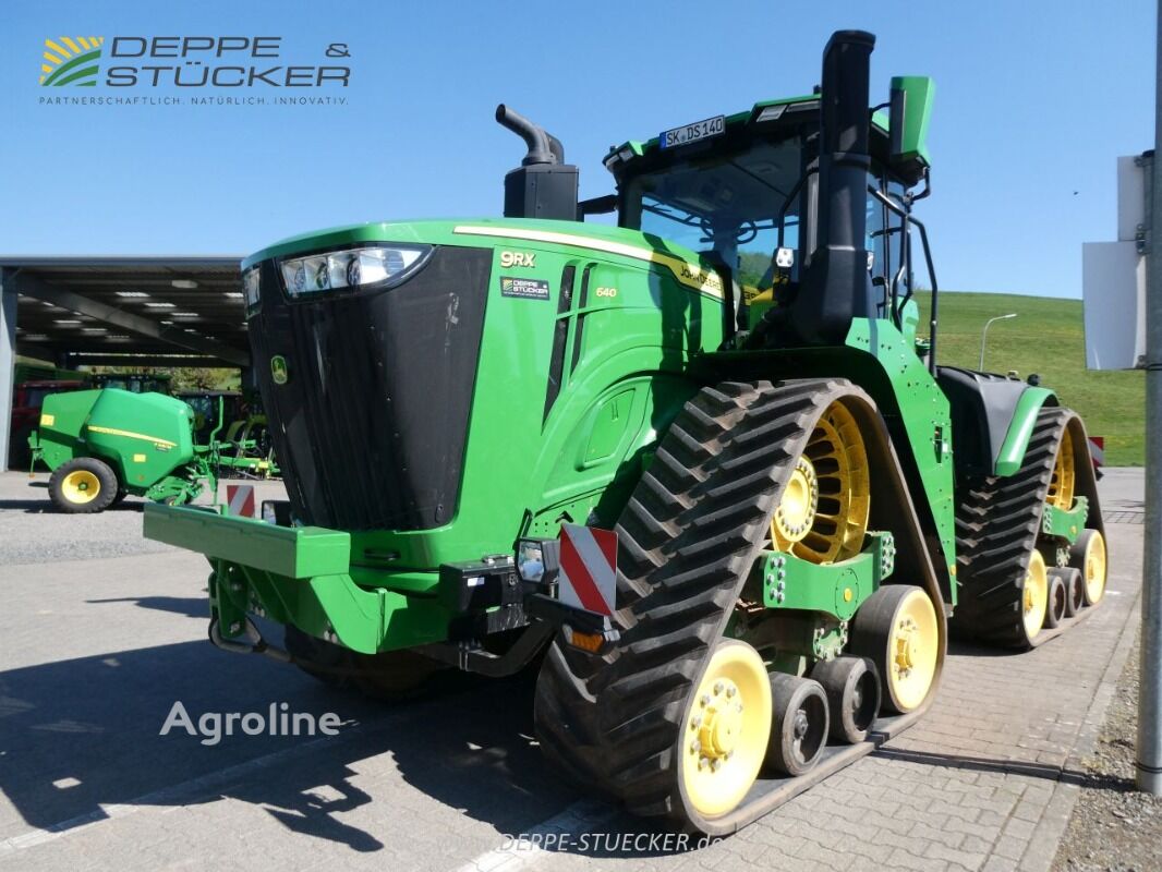 John Deere 9RX 640 traktor guseničar
