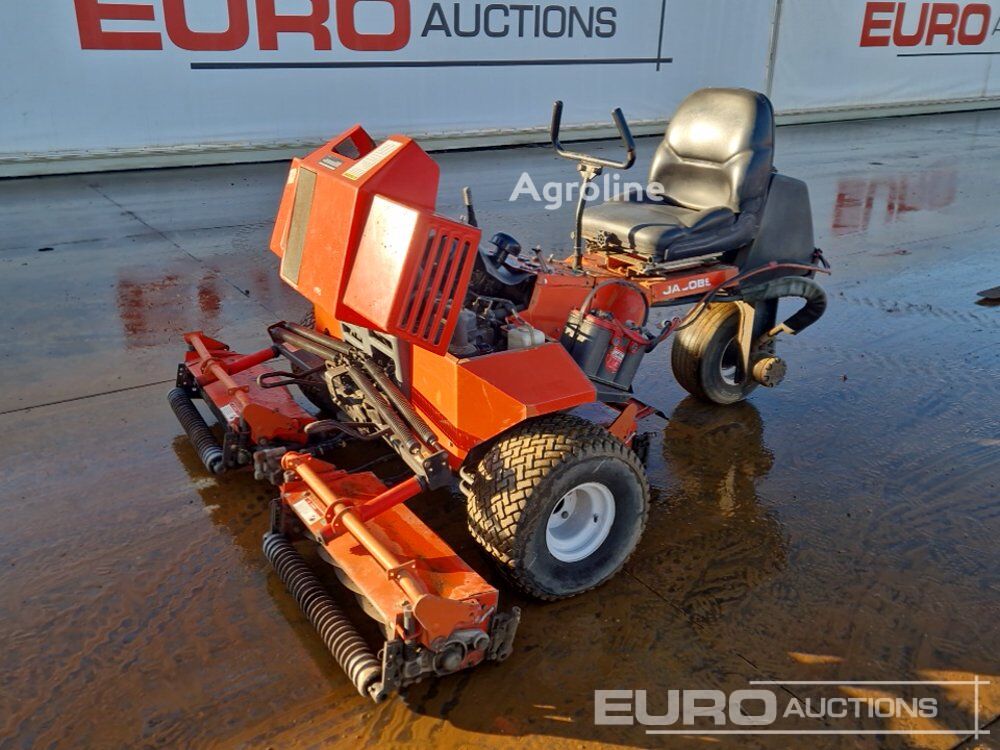 Prodaje se Jacobsen Tri-King 1672D 3 Wheel 3 Gang Ride On Lawnmower traktor kosilica na aukciji