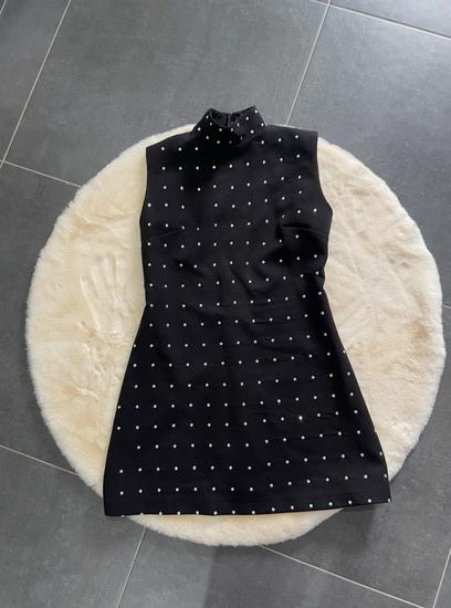 Nva haljina m/odgovara s