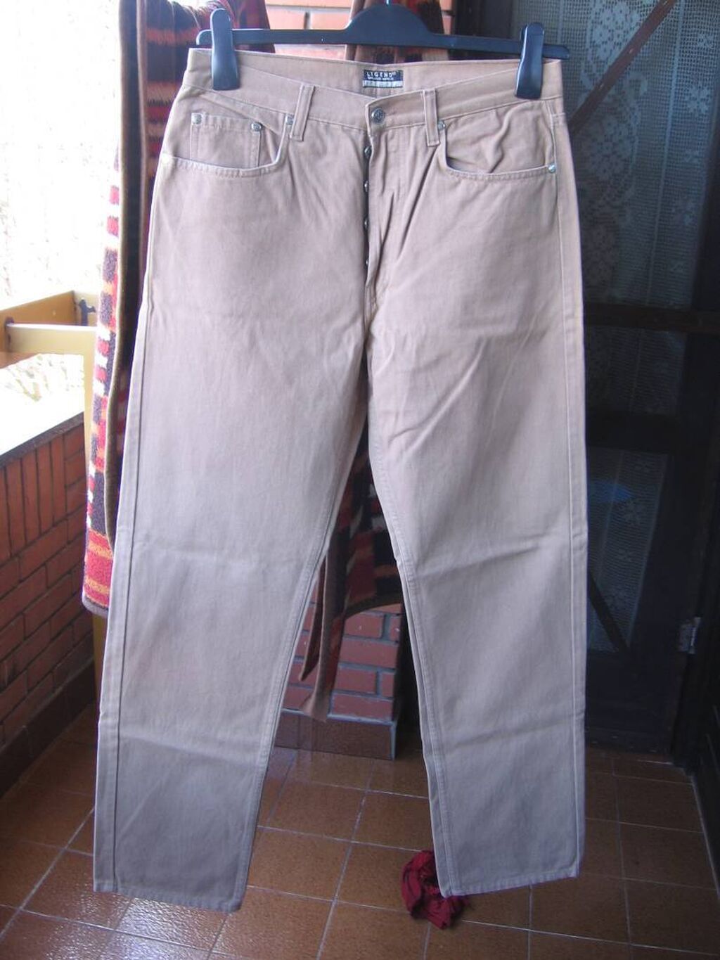Muske pantalone marke Legend braon (oker) boje, obim struka 78 cm