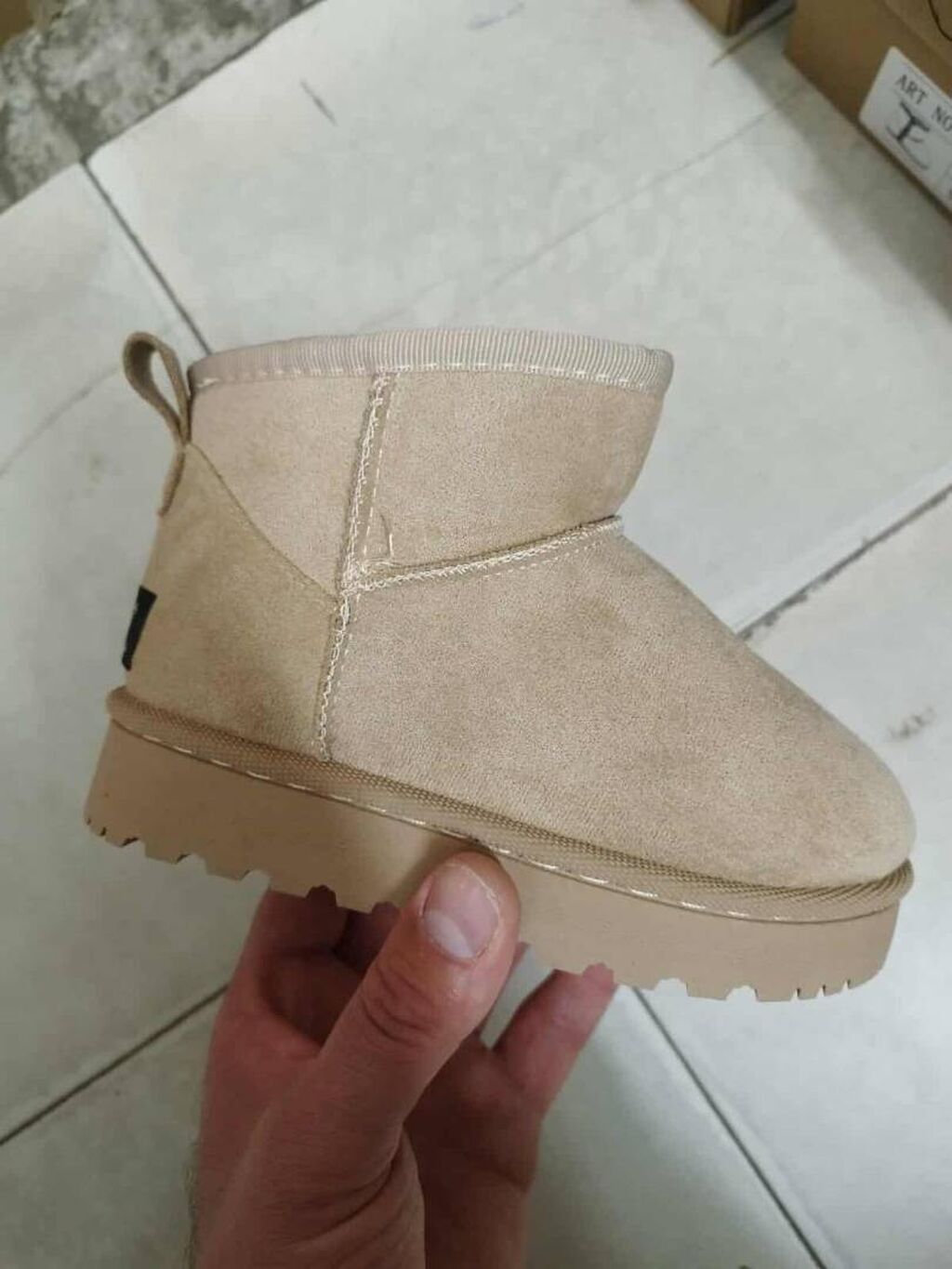 Ugg dečije čizmice NOVO Novo Brojevi 25 do 36 fb Moja Kupovina 1