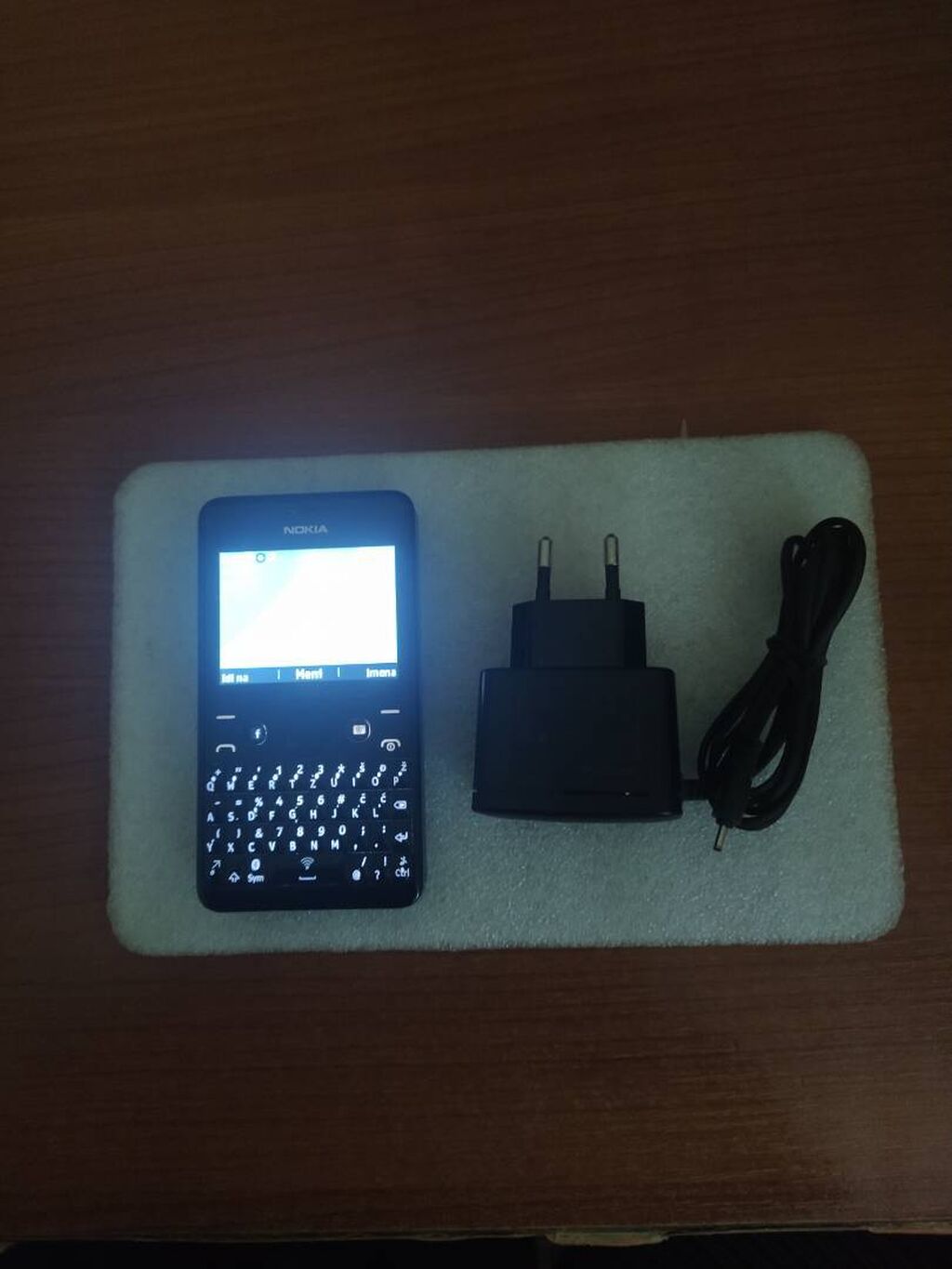 Nokia Asha 230, < 2 GB, bоја - Crna, Sa tastaturom