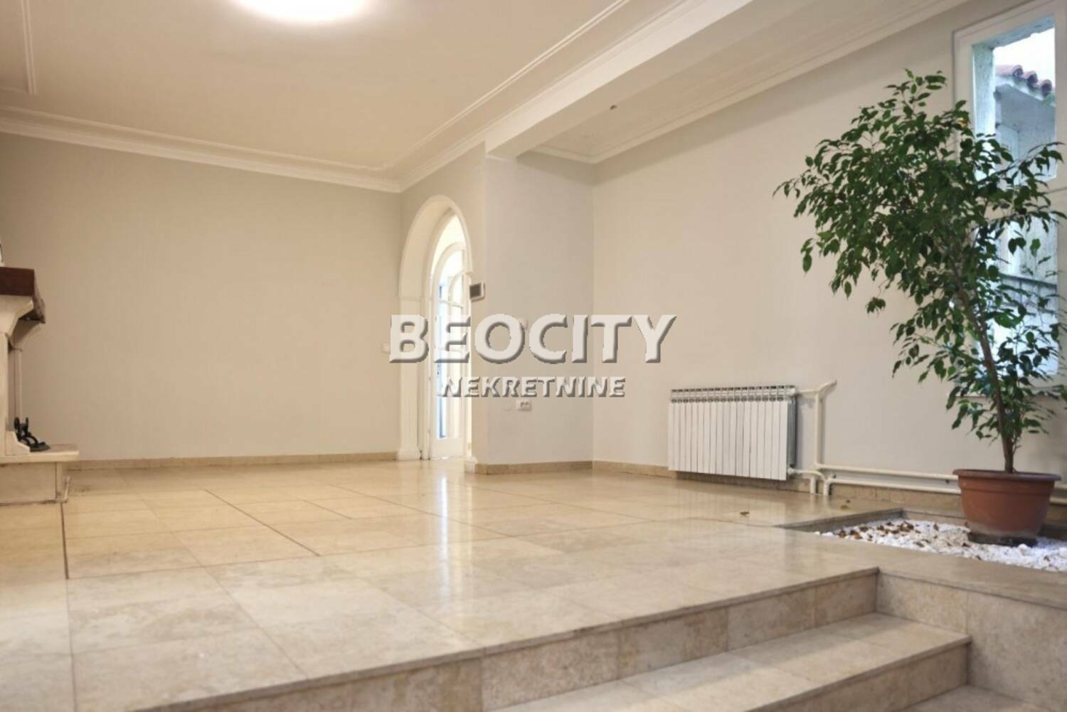 Vračar, Neimar, , 6.0, 250m2, 3200EUR