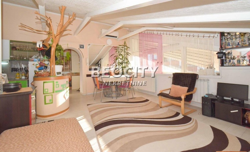 Voždovac, Medaković, Braće Srnić, 2.0, 43m2, 80000EUR
