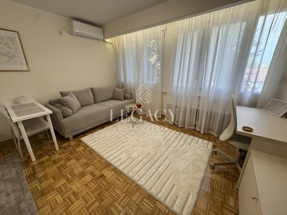 Lux, kompletno namešten stan ID#1161 490 €