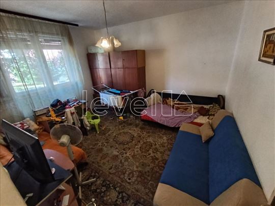 Stan,Novi Sad,Centar,kv: 37.00, € 115000, ID: 1000