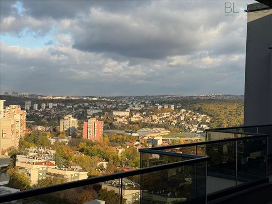 Luksuzan penthouse stan od 160m2 sa magičnim pogle