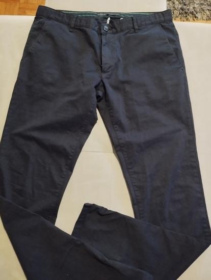 Zara muske pantalone, vel.42