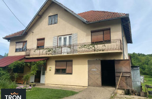 Kuća u Rsavcima 240m2