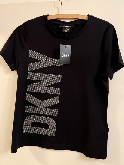 Fantasticna DKNY majca, nova sa et. M