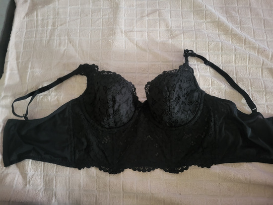Victoria secret korset brus 80B m danas 1700