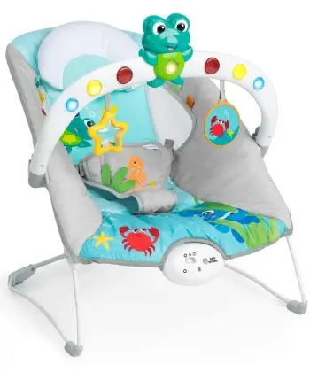 KIDS II BABY EINSTEIN MUZICKA LEZALJKA KICK TO IT NEPTUNE™ 13102 0-6M (MAX 9KG) (SKU13102)