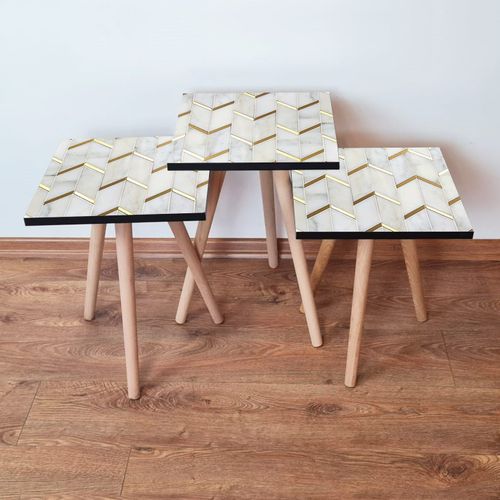 3Shp273 - Bela Zlatna Nesting Sto (3 Komada)