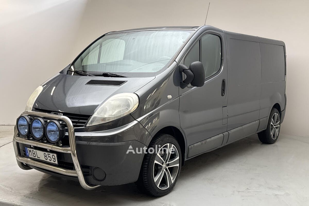 Prodaje se Renault Trafic minibus furgon na aukciji