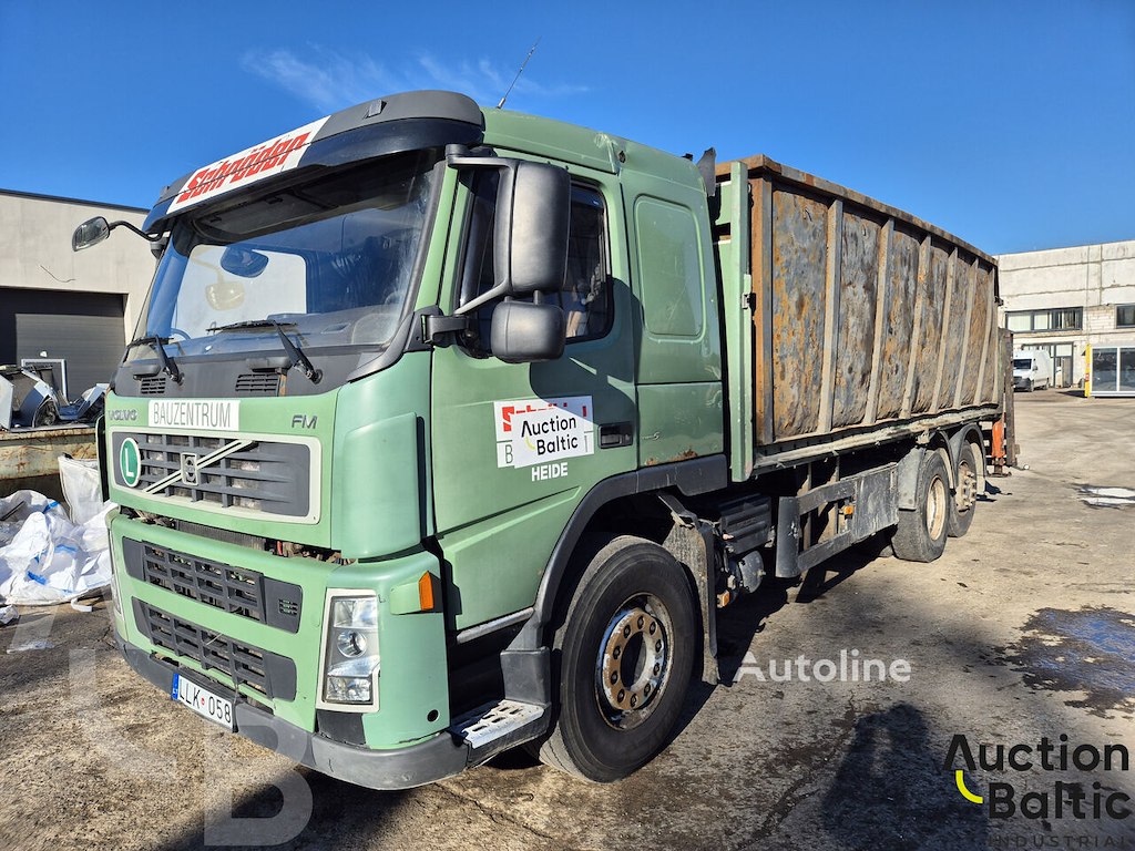 Prodaje se Volvo FM-300 kiper na aukciji