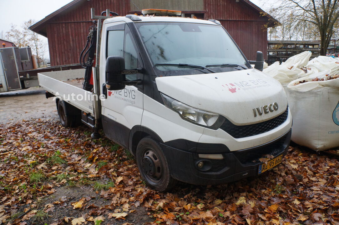 Prodaje se IVECO Daily 35C15 kamion s ravnom platformom < 3.5t na aukciji