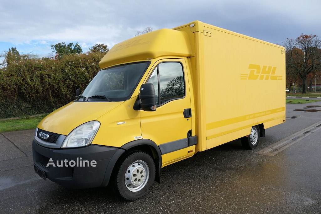 IVECO Daily 35 S11 C30C kamion furgon < 3.5t