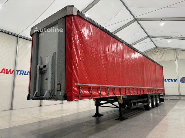 Schmitz Cargobull poluprikolica sa kliznom ceradom