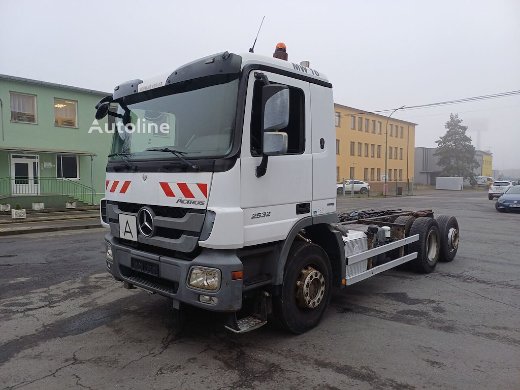 Mercedes-Benz Actros 2532 kamion šasija
