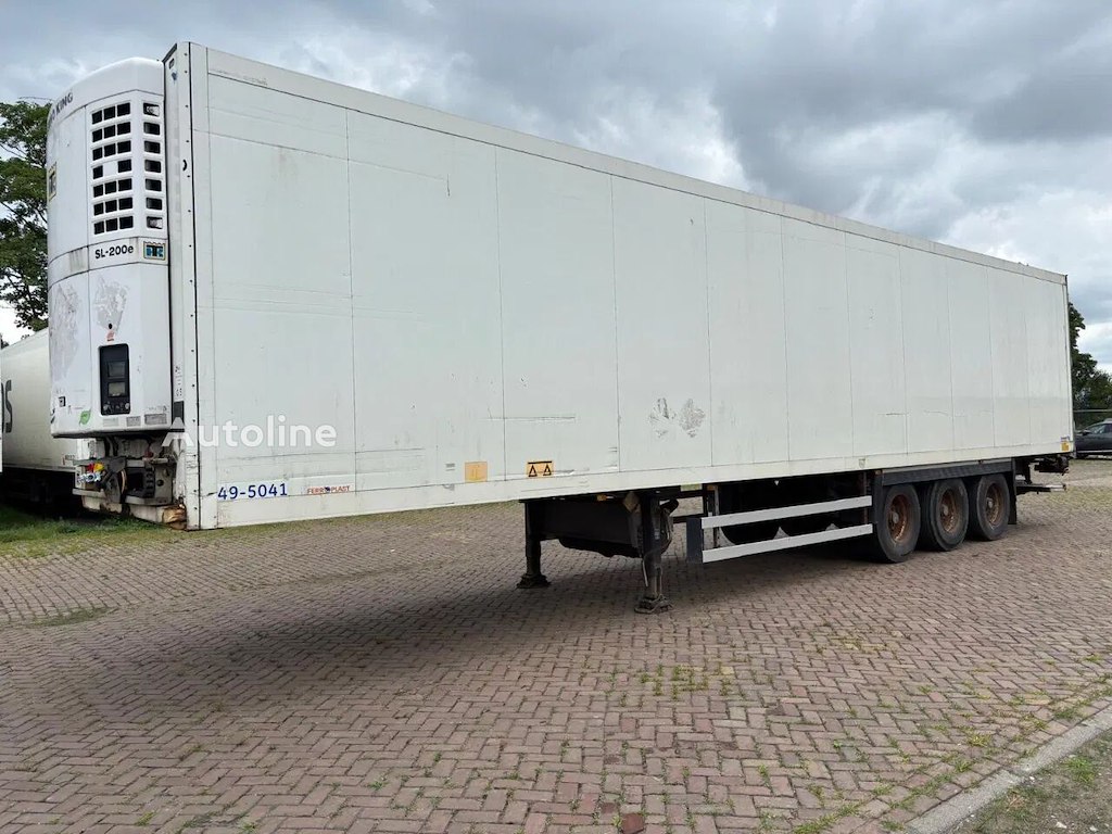 Schmitz Cargobull Thermoking SL 200 E,SAF, 260 cm hoog, only 5820 dieselhours poluprikolica hladnjača