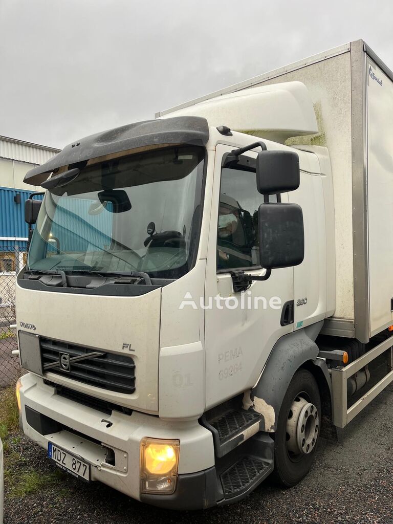 Volvo FL6 izotermni kamion
