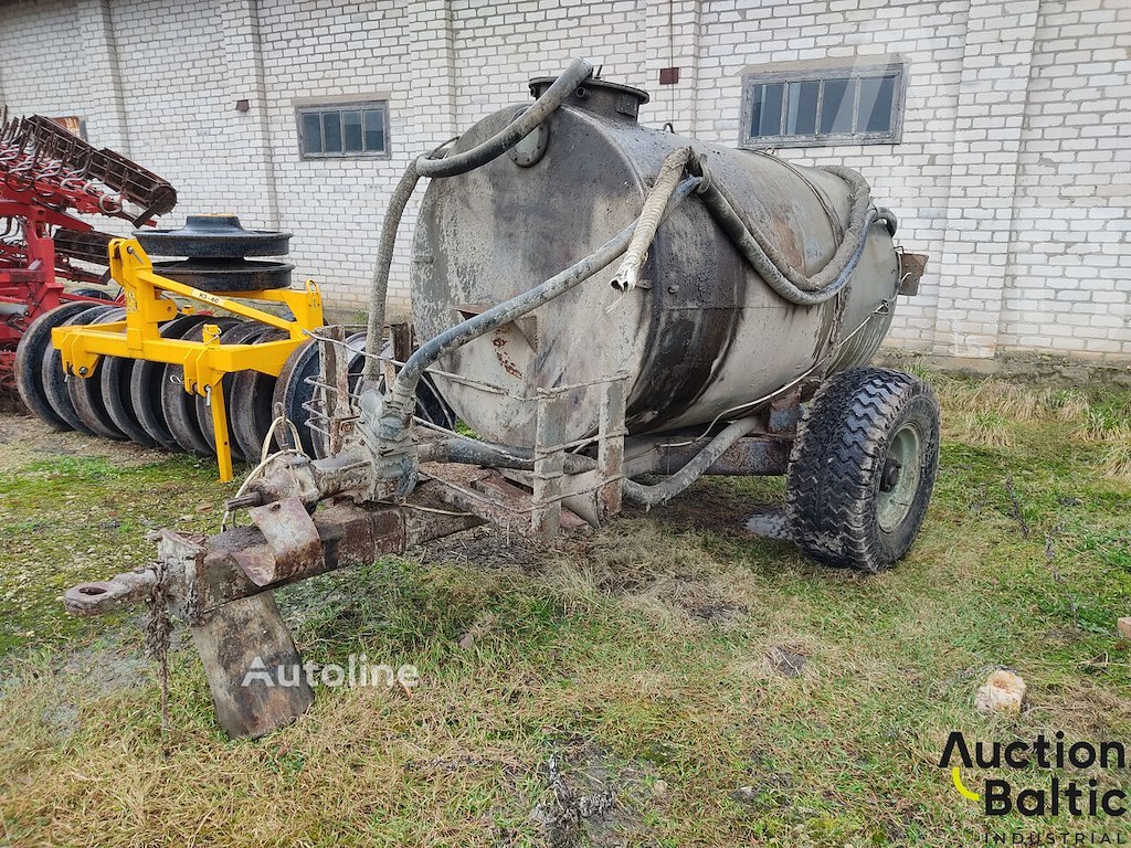 Prodaje se Trailer - tank prikolicu kiper na aukciji