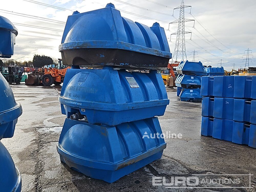 Prodaje se Plastic Water Bowser (3 of) rezervoar za skladistenje goriva na aukciji