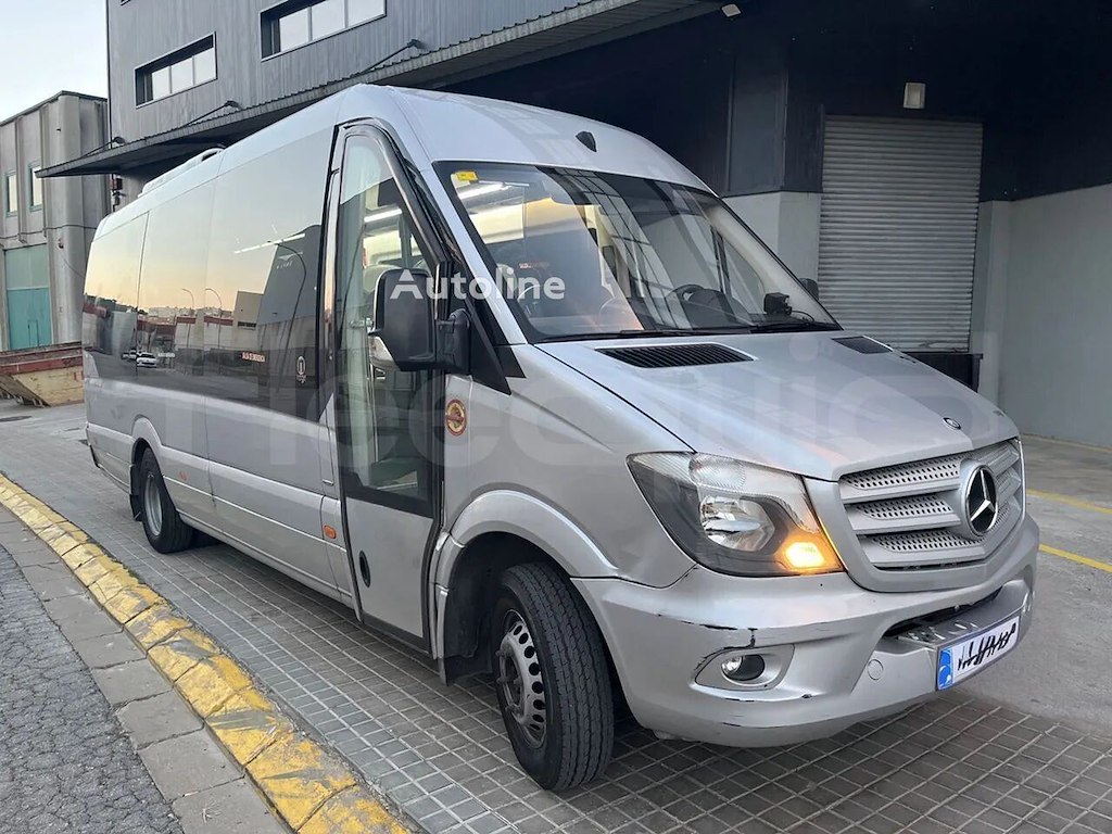 Mercedes-Benz Sprinter putnički minibus