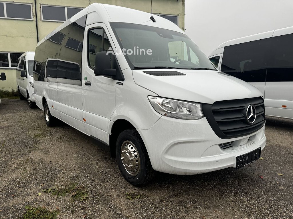 Novi Mercedes-Benz Sprinter 517 putnički minibus