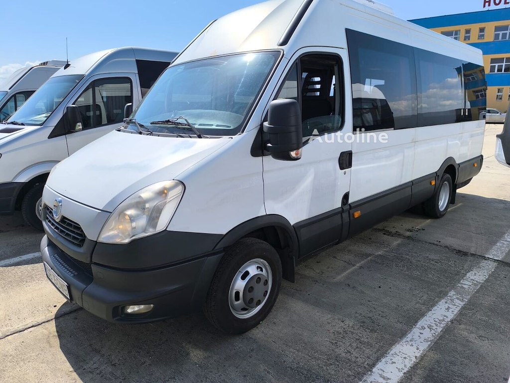 IVECO 3 x Daily Model 2013, 21 seats, AC putnički minibus