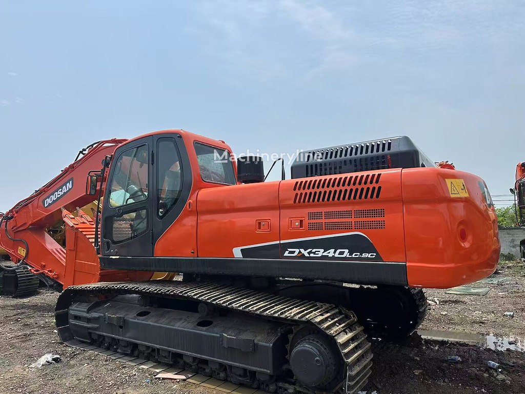 Doosan DX340LC-9C bager guseničar
