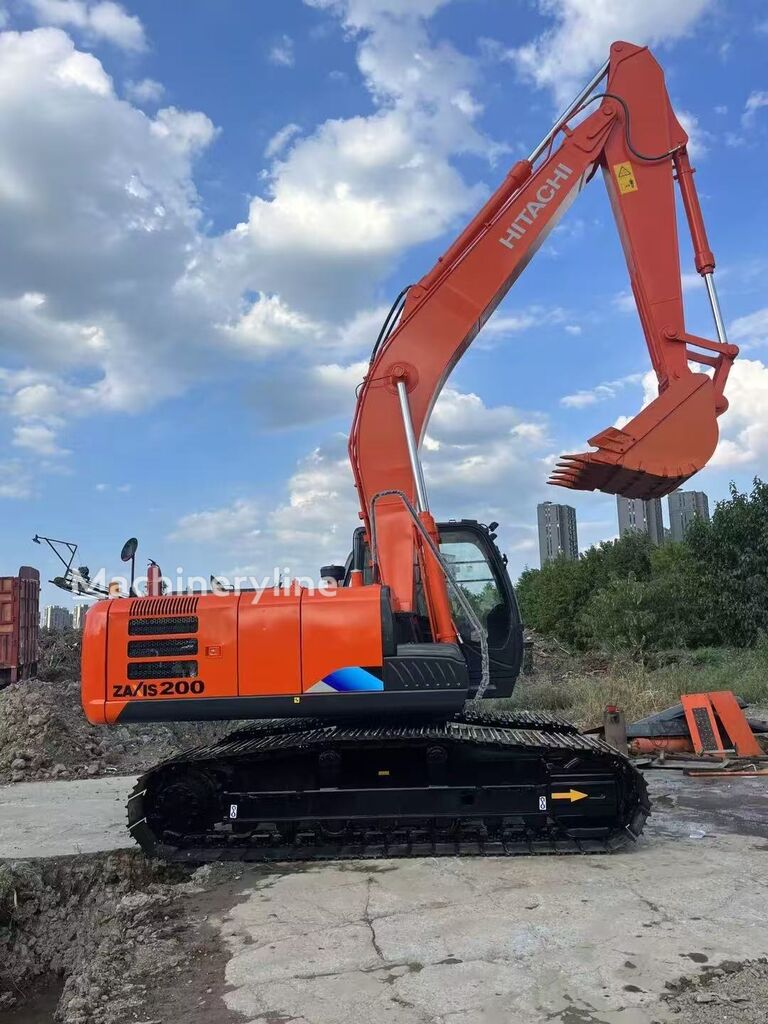Hitachi ZX200-5G bager guseničar