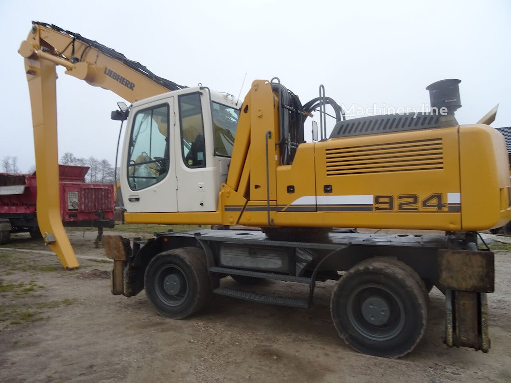 Liebherr A924 bager za pretovar